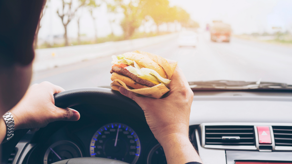 4 Mindfulness Tips to Avoid Emotional Eating: Enjoy Food Now